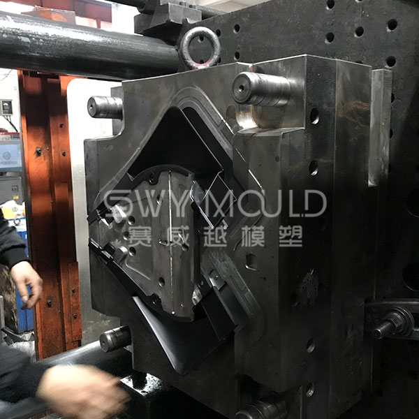 Auto Exterior Part Mould - Taizhou Saiweiyue Mould Company